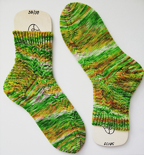 Ravelry: kataklysm's Edmund Socks