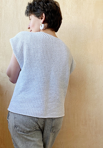Ravelry: Waffle Vest pattern by Kate Terentyeva