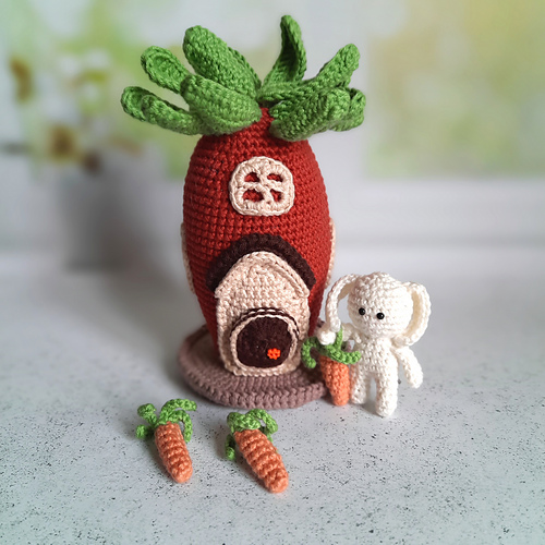 Ravelry: Easter Carrot House pattern by Kristina Kachekchina