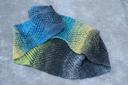 Ravelry: Nowhere Cowl pattern by Kate Atherley