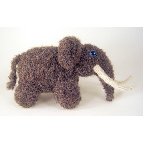 Ravelry: Elephants (3 sizes) and woolly woolly mammoth pattern by Kath ...