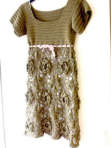 Ravelry: 'Nico' Dress pattern by Bee Clinch