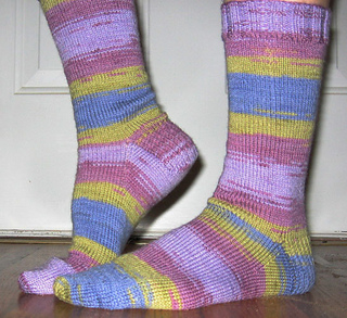 Ravelry: Basic Dress Socks pattern by Sandi Rosner