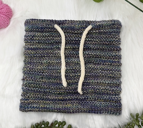 Ravelry: Little Luxe Cowl pattern by Katrina Weeks