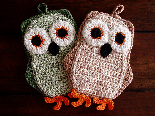 Ravelry: Funky Little Owl Potholder pattern by Kate Alvis