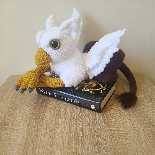 Ravelry: Griffin pattern by Kayla Shea.