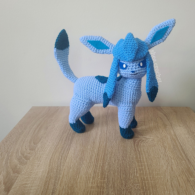 Ravelry: Pokemon Glaceon pattern by Kayla Shea.