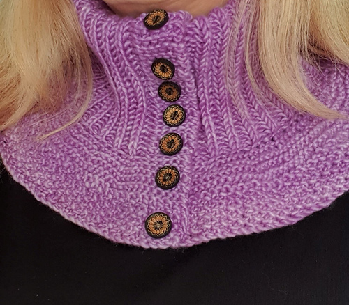 Ravelry: Warmth of the Earth pattern by Knitting With Judit Horvath