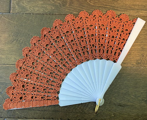 Ravelry: Crown of Petals Hand Fan pattern by Brandi Brewer