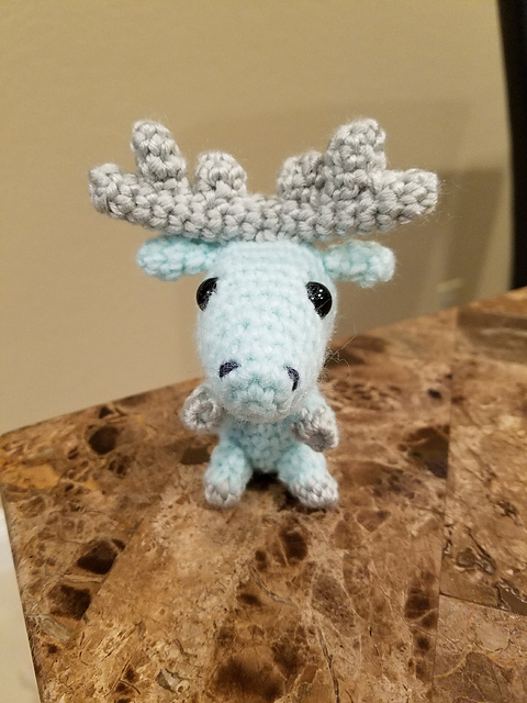 Ravelry: Elk pattern by Sarah Abbondio