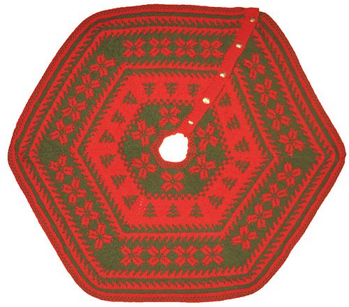 Ravelry: Brava Holiday Tree Skirt pattern by Karen Marlatt