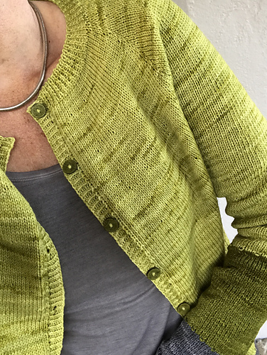 Ravelry: NOTICE Spring Cardigan pattern by ANKESTRiCK