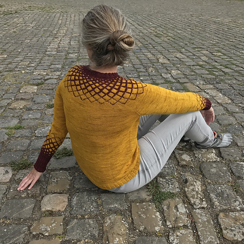 Ravelry: Morphing pattern by Claudia Eisenkolb