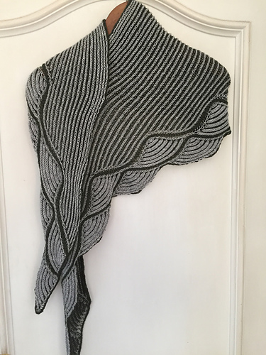 Ravelry: Rocky Shore Shawl pattern by Leela Frankcombe