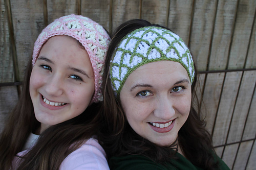 Ravelry: The Sweetheart Earwarmer pattern by Sick 'Lil Monkeys