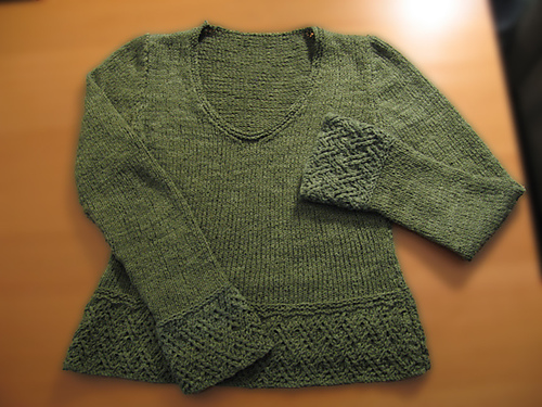 Ravelry: Letitia pattern by Kelly McCraw