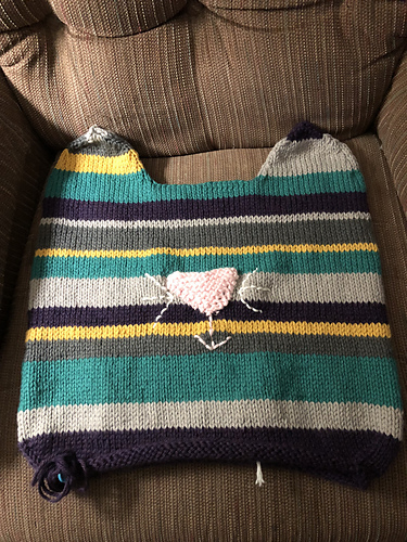 Ravelry: Cat Cushion pattern by Sue Speechley