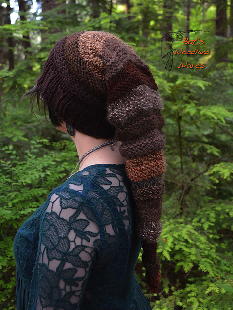Ravelry: Elf Hat by Bat's Woodland Wares pattern by Kelsey Bat
