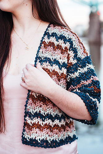 Ravelry: Phoebe Topper pattern by Kendall Timko
