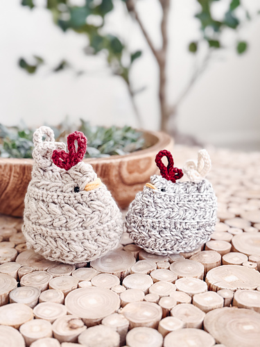 Ravelry: Wheat Stitch™ Chickens pattern by Briana K Designs