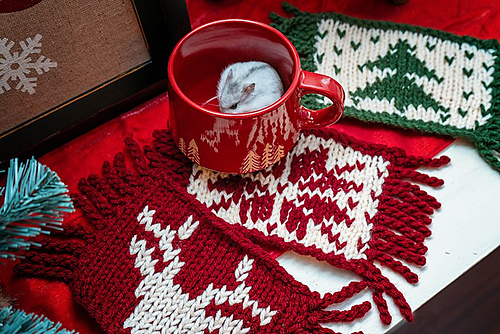 Ravelry: Holiday Mug Rug pattern by Briana K Designs