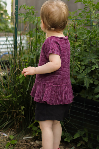 Ravelry: Little Plinth Tee pattern by Kerri Blumer