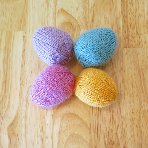 Ravelry: Easter Eggs pattern by Kerry Robb