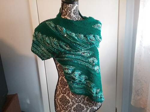 Ravelry: Peacock Shawl pattern by Iris Schreier
