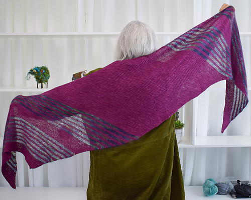 Ravelry: Amazing Wrap pattern by Babs Ausherman