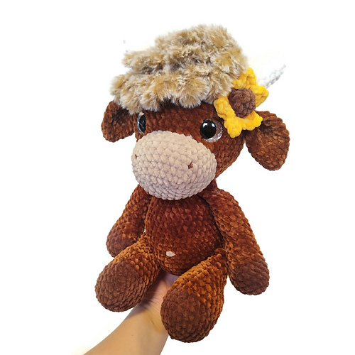 Ravelry: Evelyn Highland Cow pattern by kim bengtsson friis
