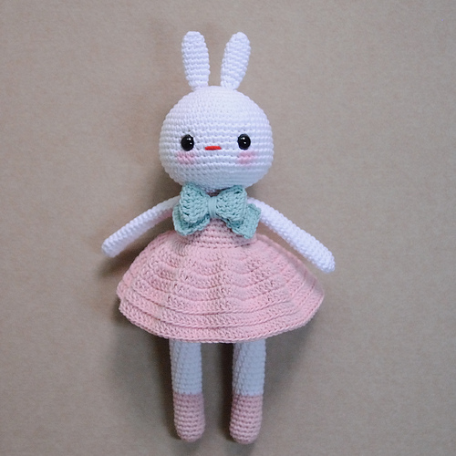 Ravelry: Cotton Candy Bunny amigurumi pattern by Bomi Kim