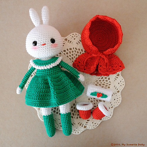 Ravelry: Cotton Candy Bunny - Christmas pattern by Bomi Kim