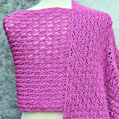 Ravelry: Labyrinth Rectangle Shawl pattern by Kim Guzman