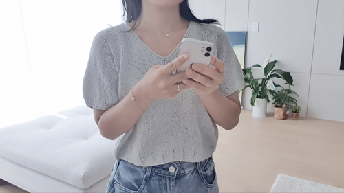 Ravelry: [Summer] doldol-v-neck-sweater pattern by kimtteugae