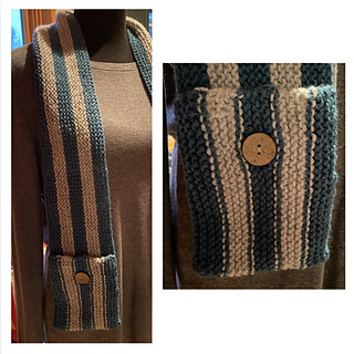 Ravelry: Sideways Pocket Scarf pattern by Kim Yuretich