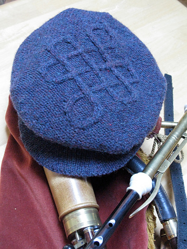 Ravelry: Pádraig Driving Cap pattern by Anne Carroll Gilmour