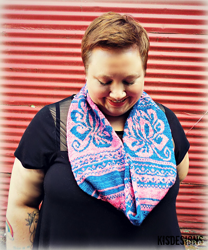 Ravelry: Lotus Cowl pattern by Kelly Forster