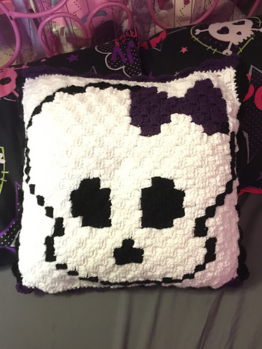 Ravelry: Skull C2C Pillow pattern by Katerina Cohee