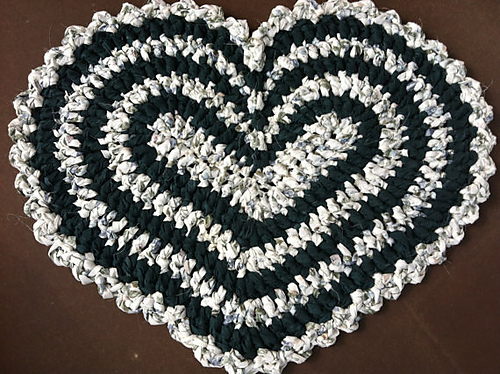 Ravelry: Crochet Heart Original Rag Rug Pattern pattern by Kelli J. Bryan