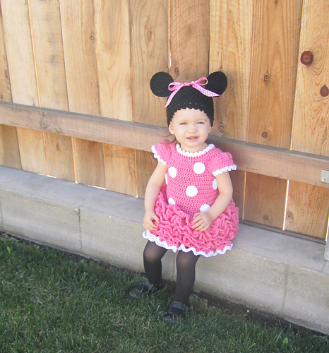 Ravelry: Minnie Mouse Dress and Ears pattern by Julie Robertson