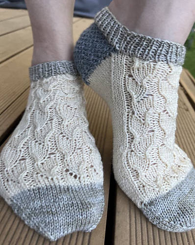 Ravelry: Delta pattern by Karine LF designer