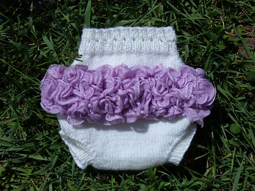 Ravelry: Baby Abby's Ruffled Bloomers pattern by Lion Brand Yarn