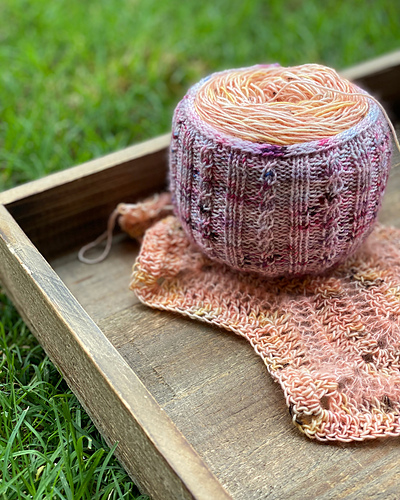 Ravelry: Yarn Cozy Lite (Knit) pattern by Knitty Natty