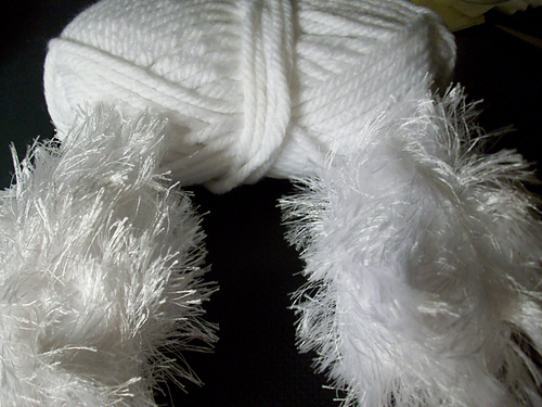 Ravelry: Muffy Hand Muff pattern by jemajo