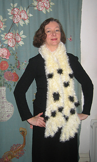 Ravelry: The Lily Elsie ermine scarf pattern by Sarah Walpole