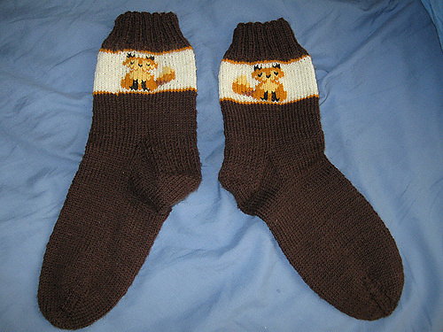 Ravelry: Small Fox Socks pattern by Rachel Bearse