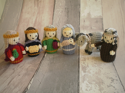 Ravelry: Knit Nativity pattern by Angela Turner