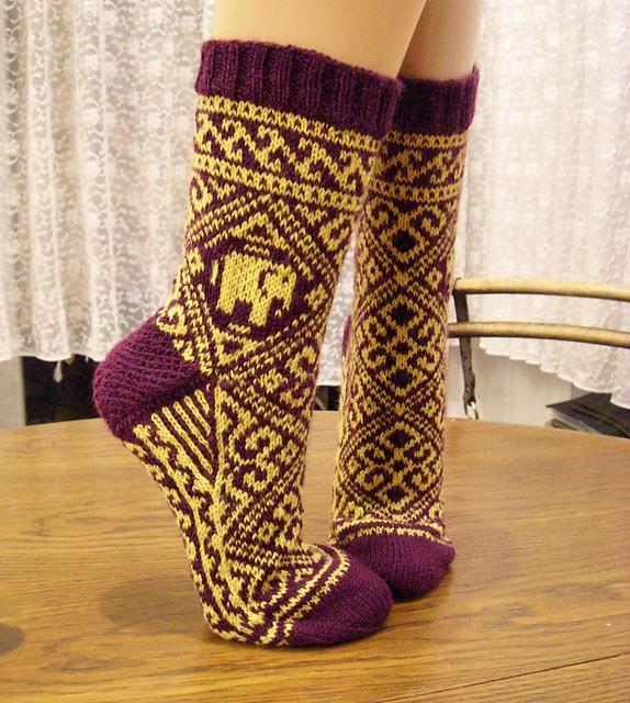 Ravelry: knitchickmelly's Water for Elephants Socks