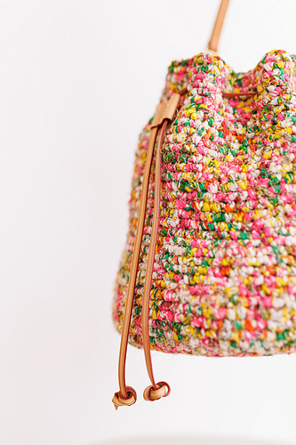 Ravelry: Dumpling Bucket Bag pattern by Vanessa Reyes aka Vanrey Knits