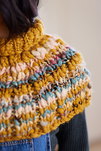 Ravelry: Solstice Hug pattern by Cheryl Kubat